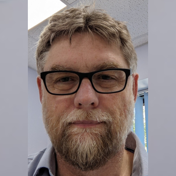 Meet the Lowe and Oliver team